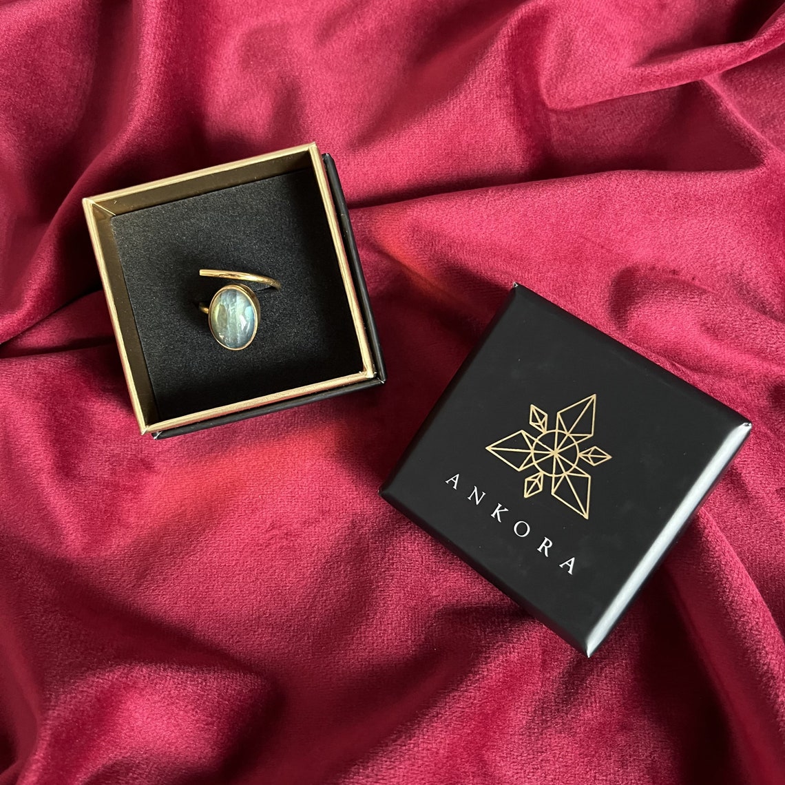 Oval Labradorite Ring in Gold Golden Labradorite Gemstone - Etsy