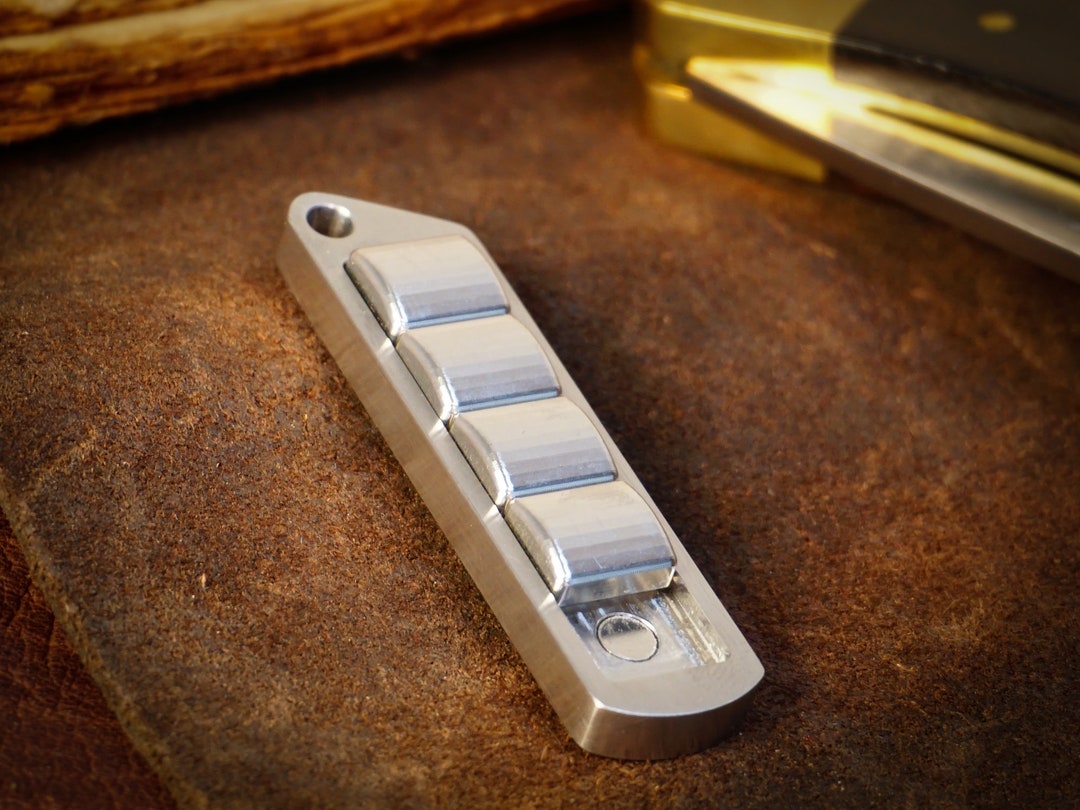 Nugget Fidget Slider Keyring Fidget Clicker Magnet Kinetic Toy - Etsy