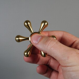 The Droplet Brass Fidget Spinner 6 Removable Weights, Large Hand ...