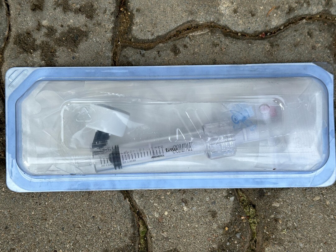 Medical IN4130 Basixcompak ™ Inflation Device, 30 ATM Pressure and 20 ...