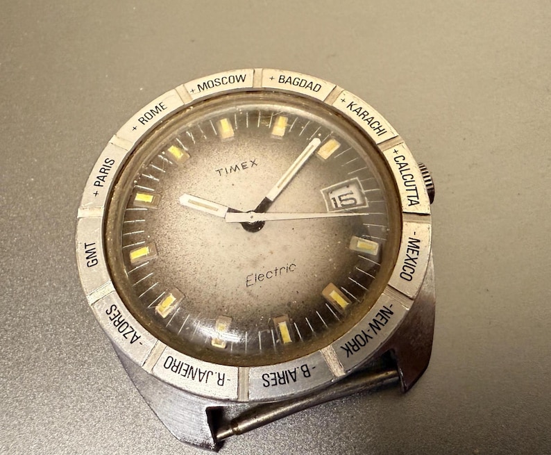 Vintage Timex Gents Electric Wristwatch World Time Rare Model Classic ...