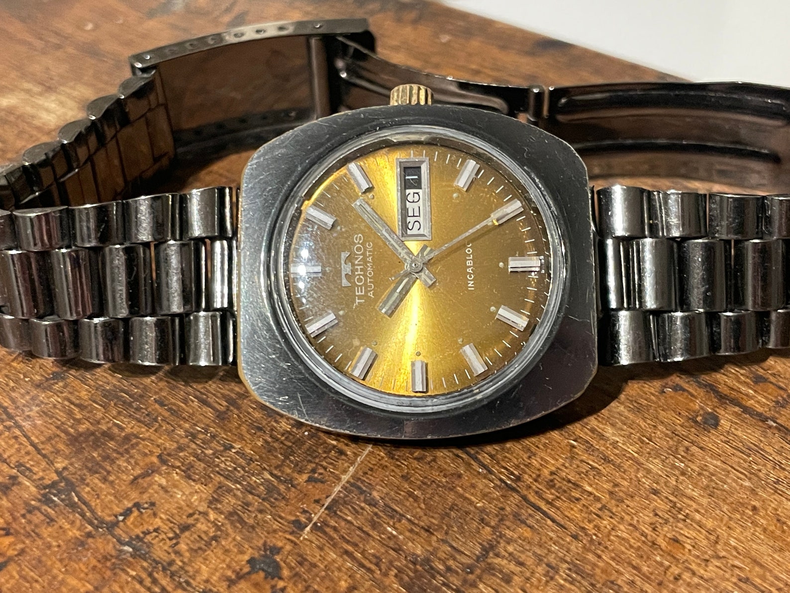 Technos Vintage Automatic Diver Watch Day Date Gold Dial Eta 2789 - Etsy