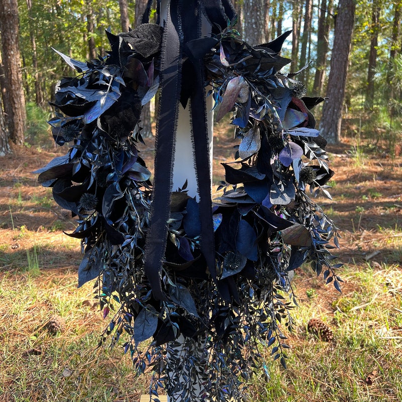 Gothic Door Wreath - Etsy