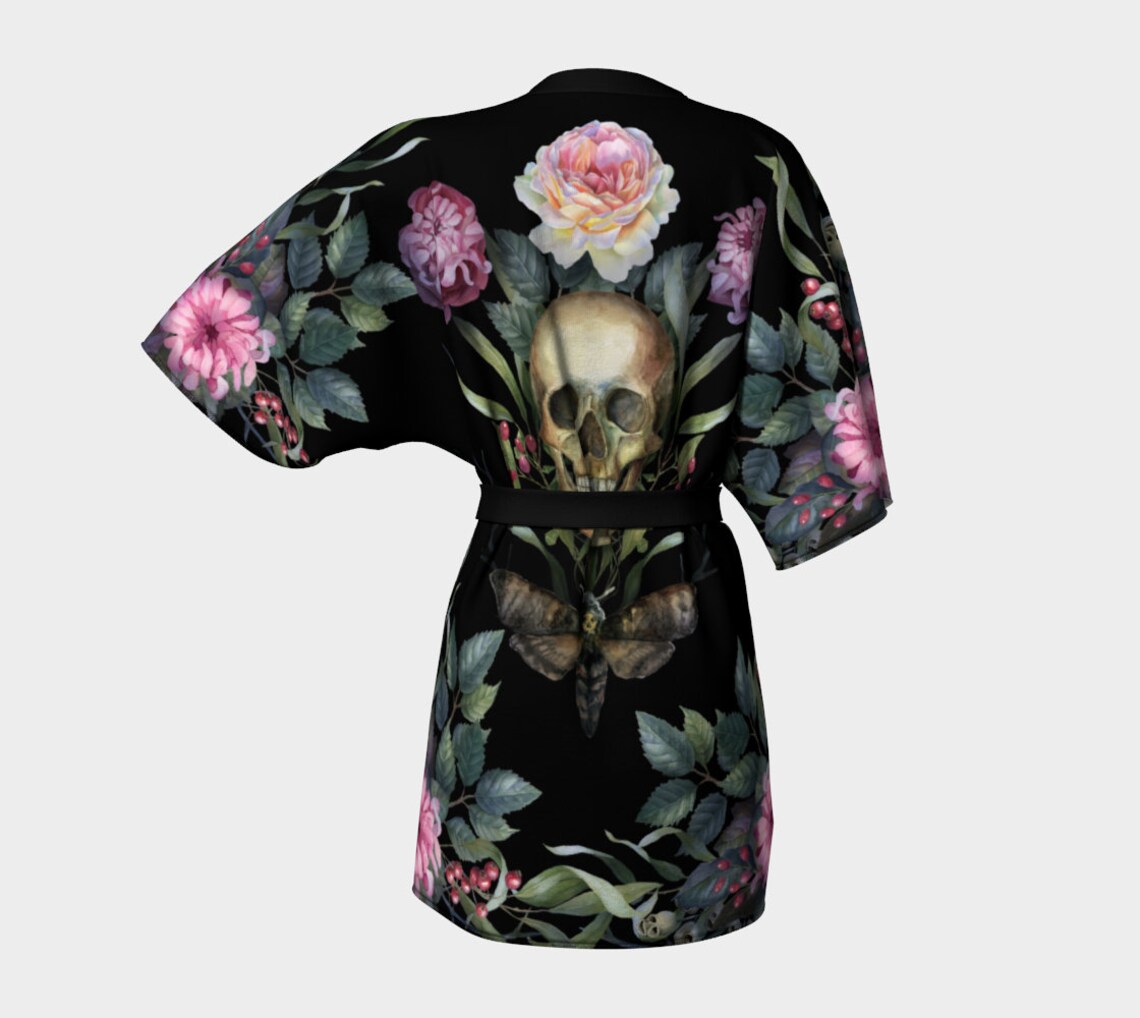 Gothic Bathrobe, La Vie En Noir, Heavy Metal Bathrobe, Gothic Night ...