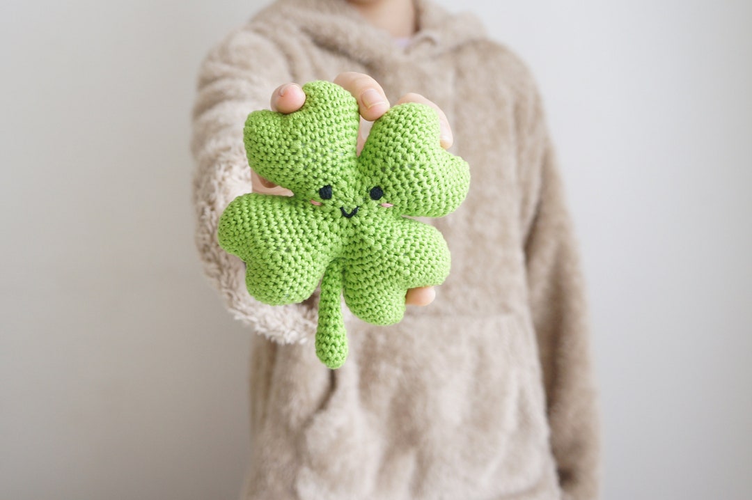 Four Leaf Clover Crochet Amigurumi - Etsy