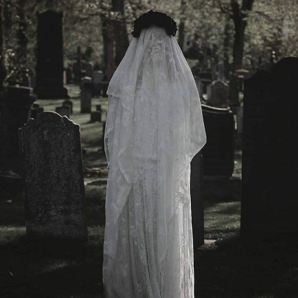 Ghost With Flower Crown - Etsy