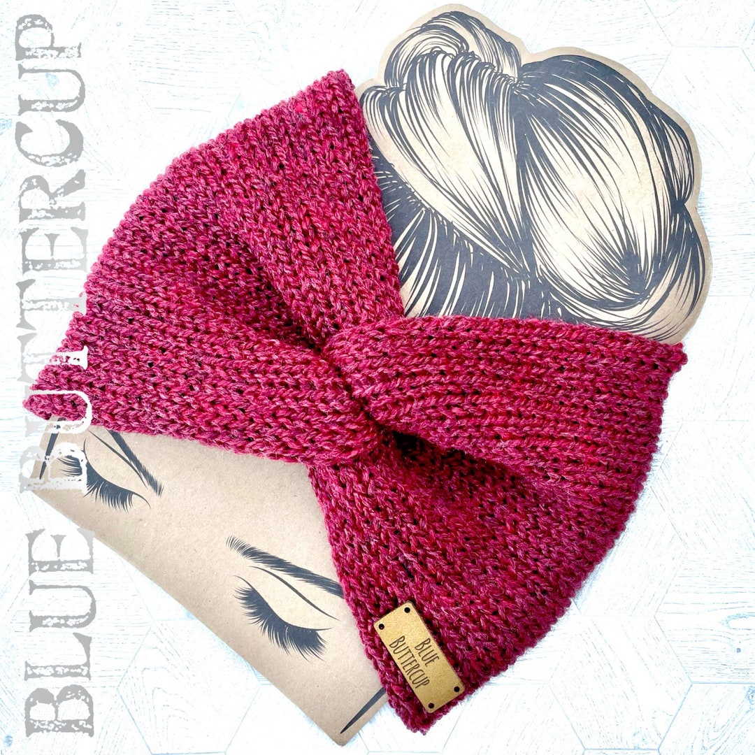 Ladies Knitted Earwarmer With Twist Front In Colour Cranberry Twisted