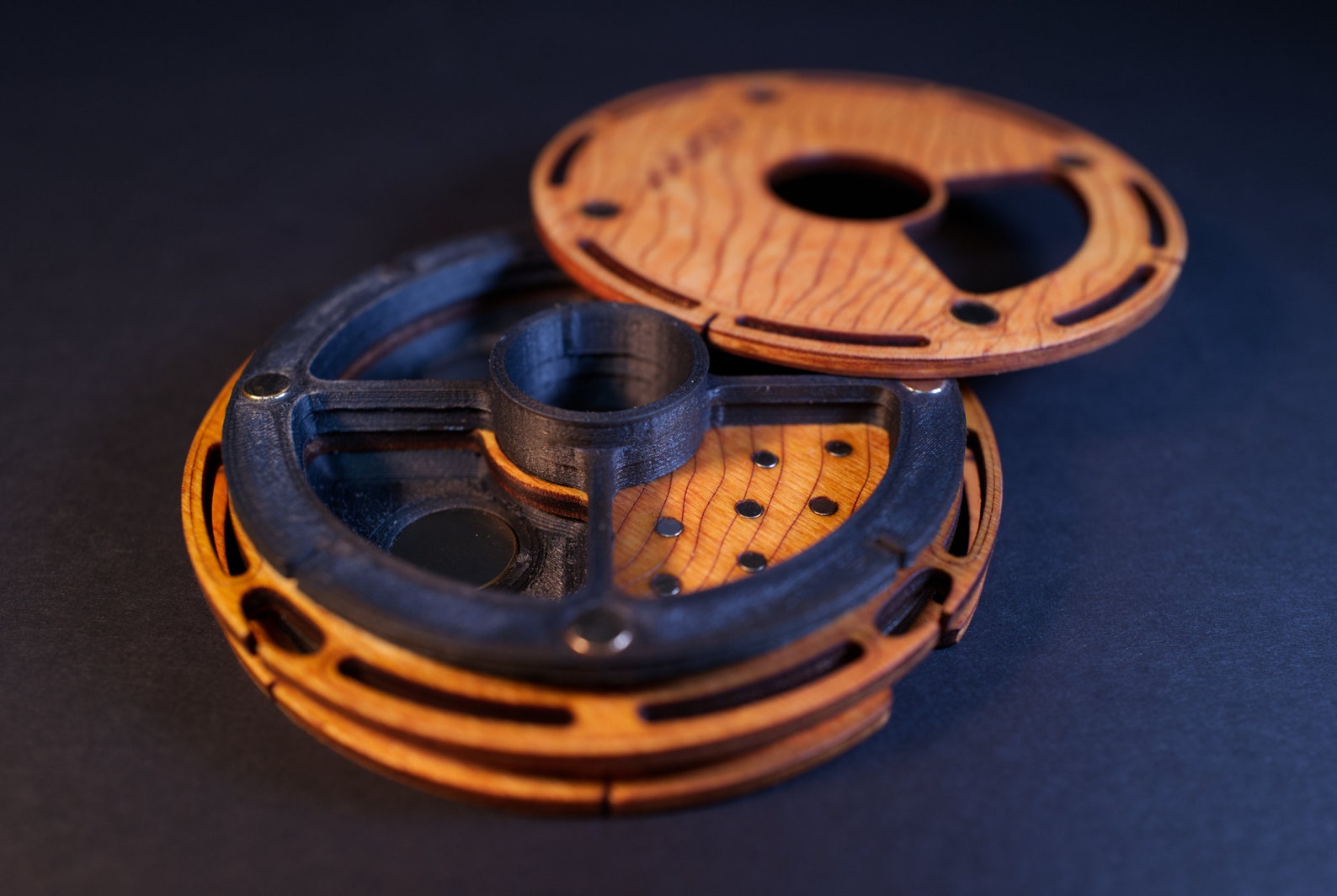 Ikari L Line Spool With Magnetic Fly Storage. - Etsy