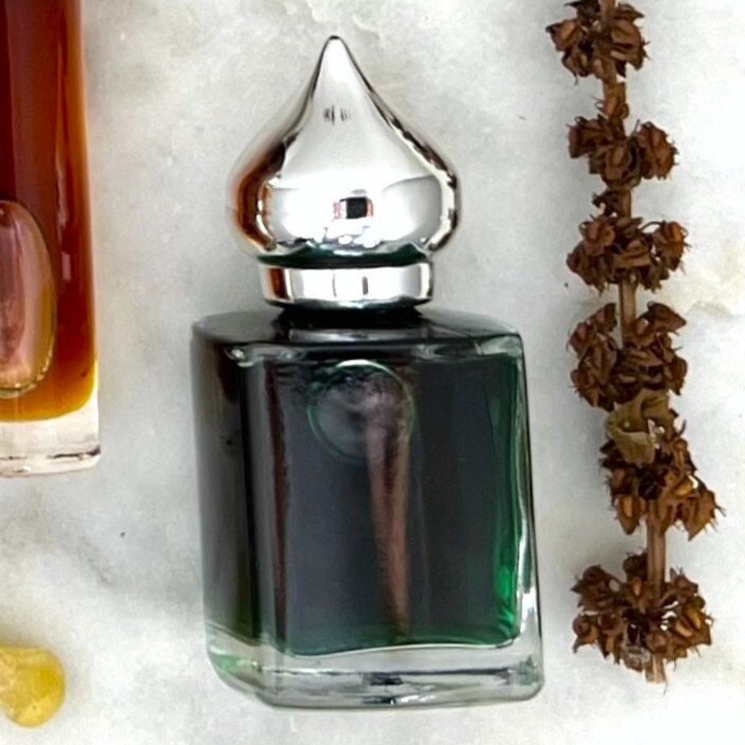 OUDH PRACHIN - Luxury Perfume Oil / Dry, Earthy, Animalic, Smoky Notes ...