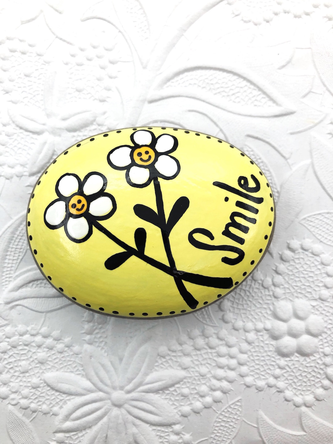 Smile Painted Rock: Smiling Daisies, Encouragement Stone - Etsy