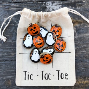 Halloween Tic Tac Toe Set, 10 Ghosts and Pumpkins Painted Stones ...