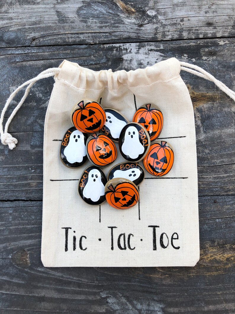 Halloween Tic Tac Toe Set 10 Ghosts and Pumpkins Painted - Etsy