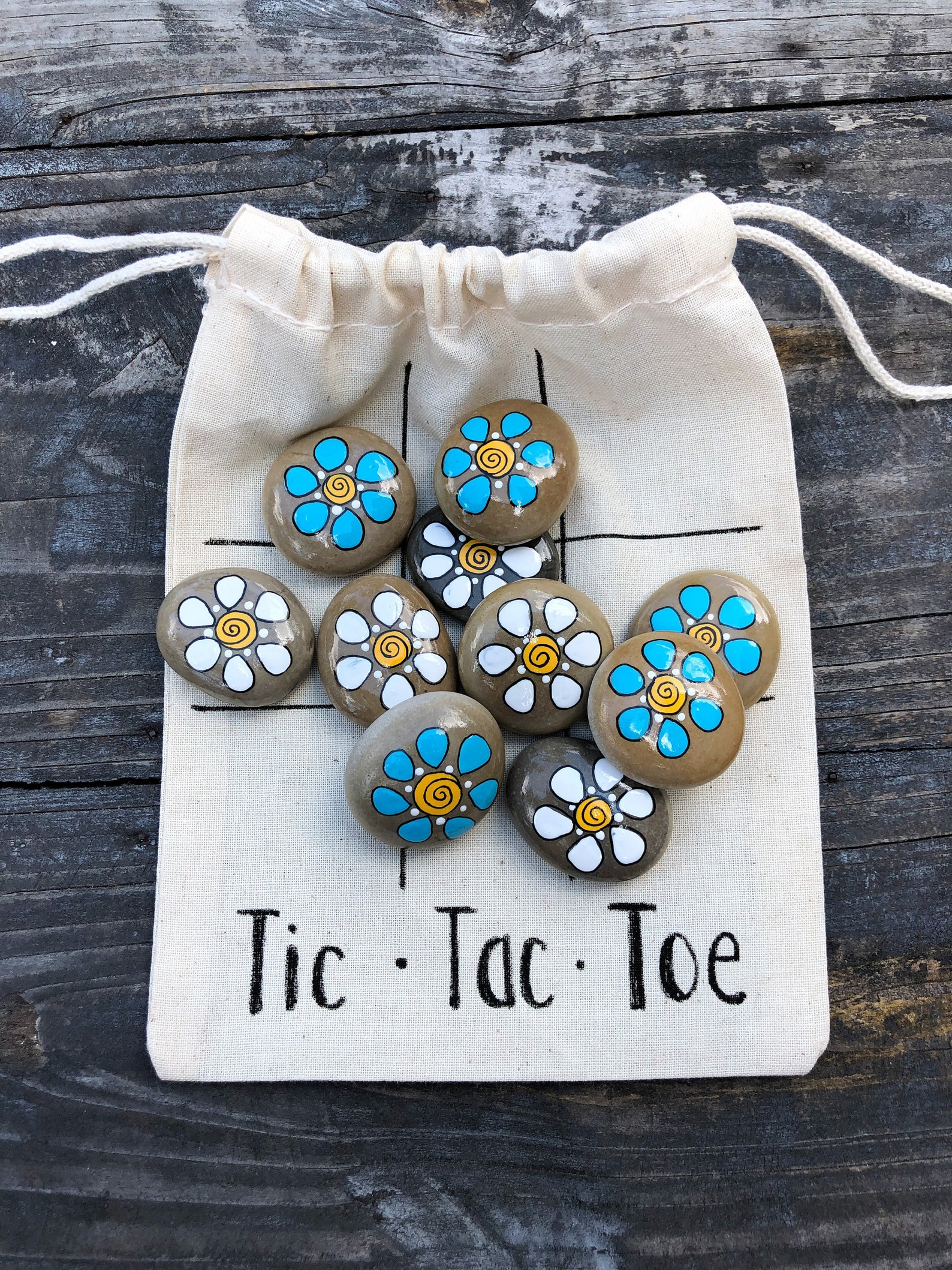 Hand Painted Flower Tic Tac Toe Set: Travel Game - Etsy