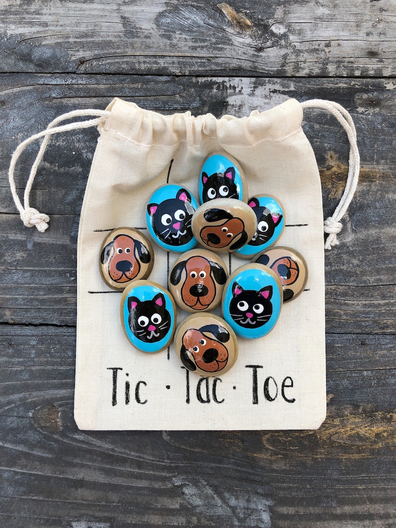 Hand Painted Cats and Dogs Tic Tac Toe Set: Travel Game - Etsy