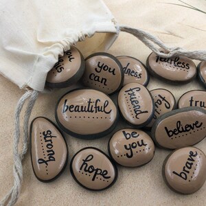 Empowerment Pebbles: Affirmation Pocket Rocks, Words of Encouragement ...