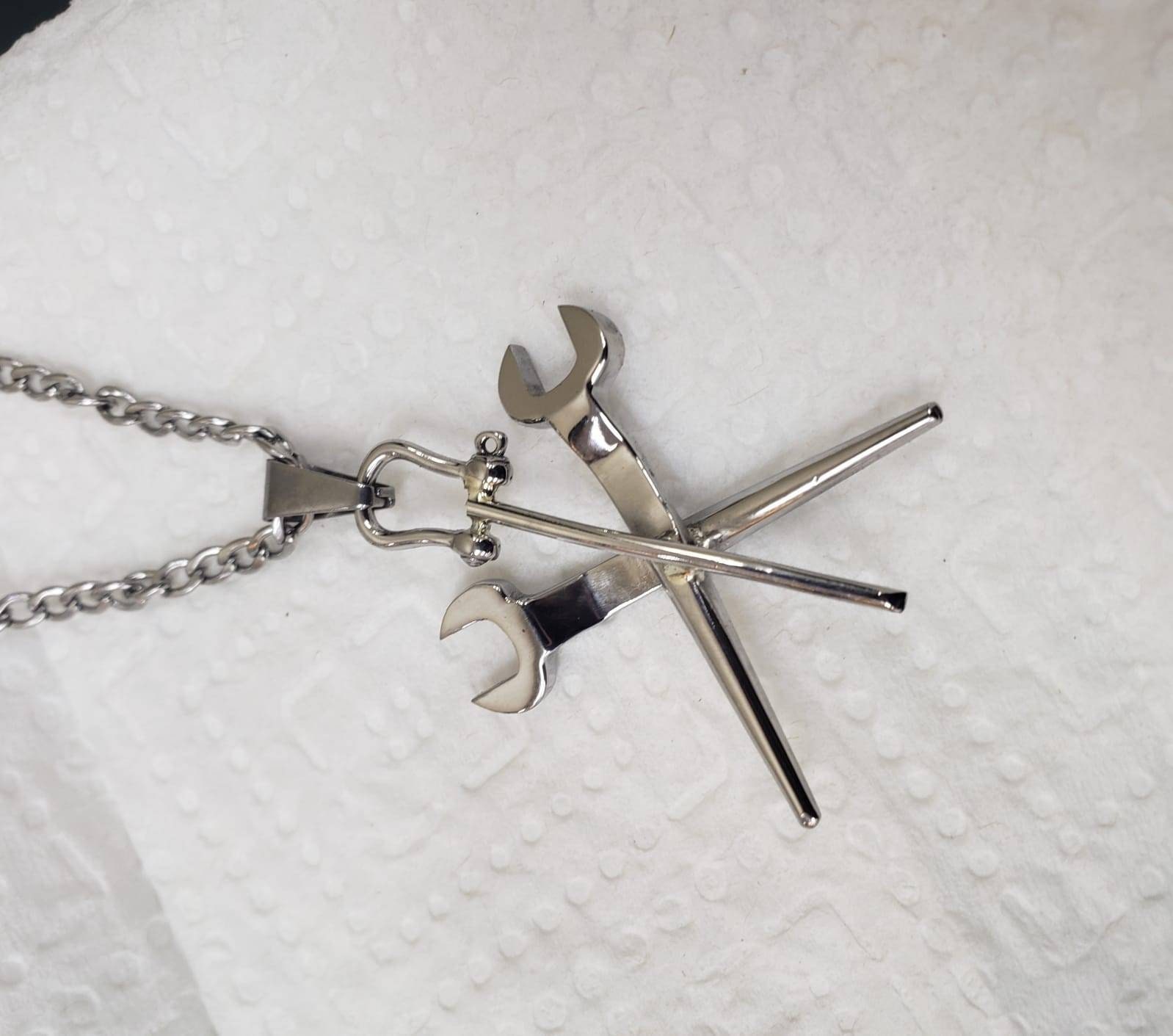 Iron workers pendant | Etsy