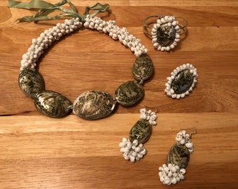 White Mongo Shells - Etsy