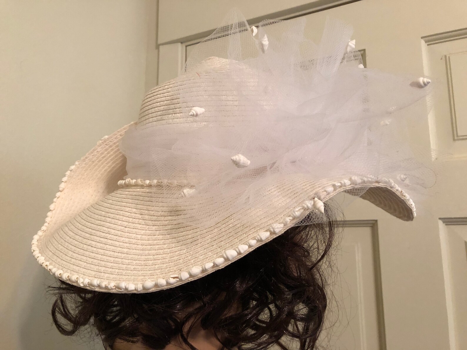 White Dovetail Shell Wedding Hatfor the Bridehula - Etsy