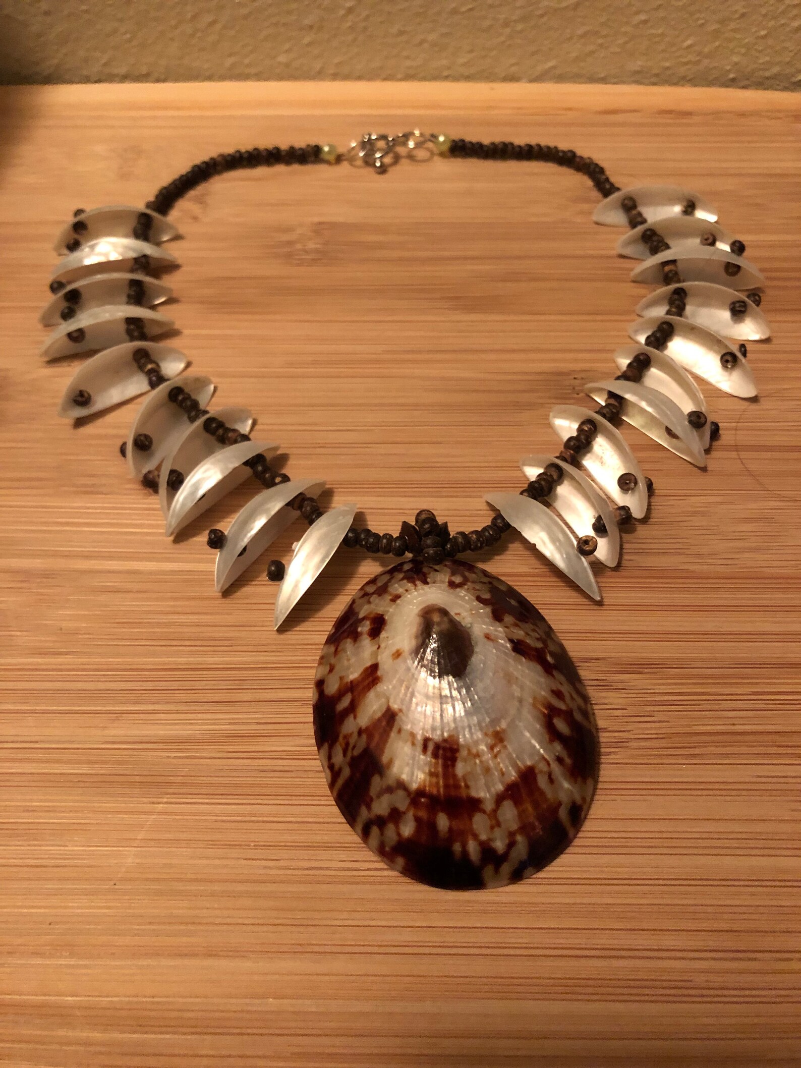 Mother of Pearl & Opihi Shell Mix Jewelry Set,natural Seashell Jewels ...
