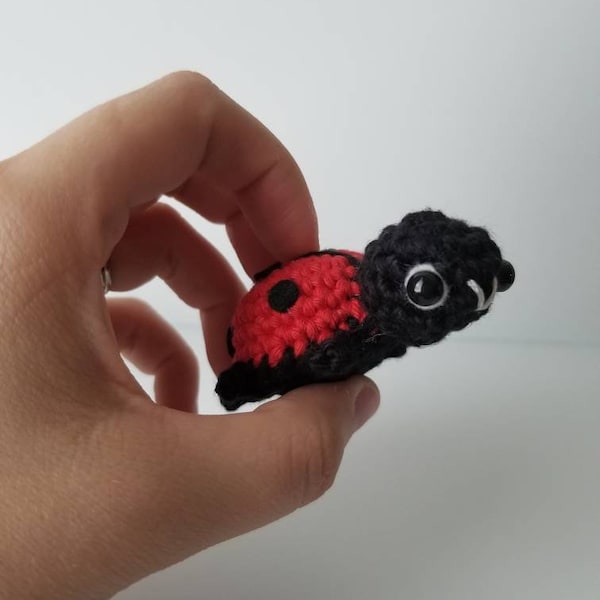 Crochet Ladybug Keychain - Etsy