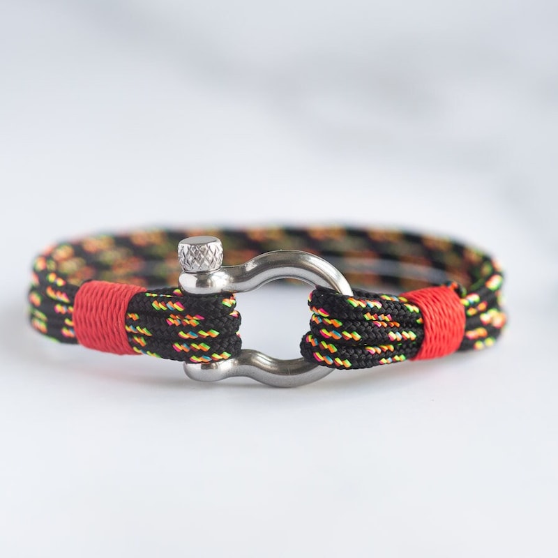 Shackle Bracelet - Etsy