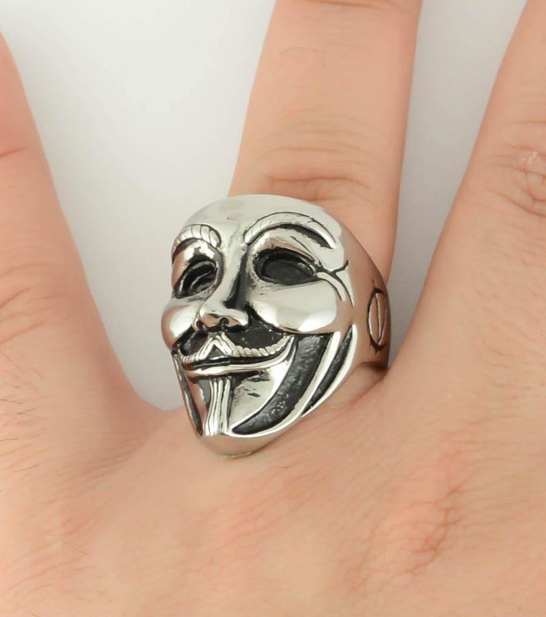 Unisex Guy Fawkes Ring ''Anonymous Mask'' | Etsy