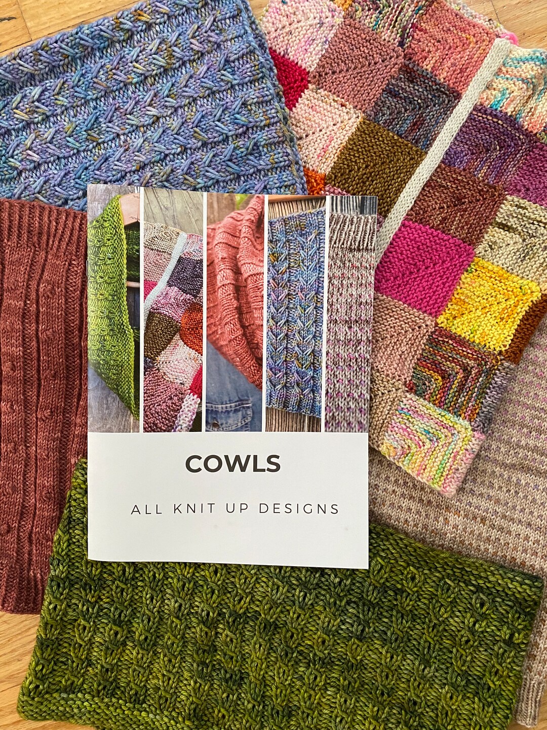 Cowls Booklet From All Knit up Designs, Scales Cowl. Leannán Worsted ...