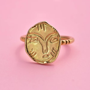 Gold Face Ring - Round Ring - Everyday Wear Ring - Etsy