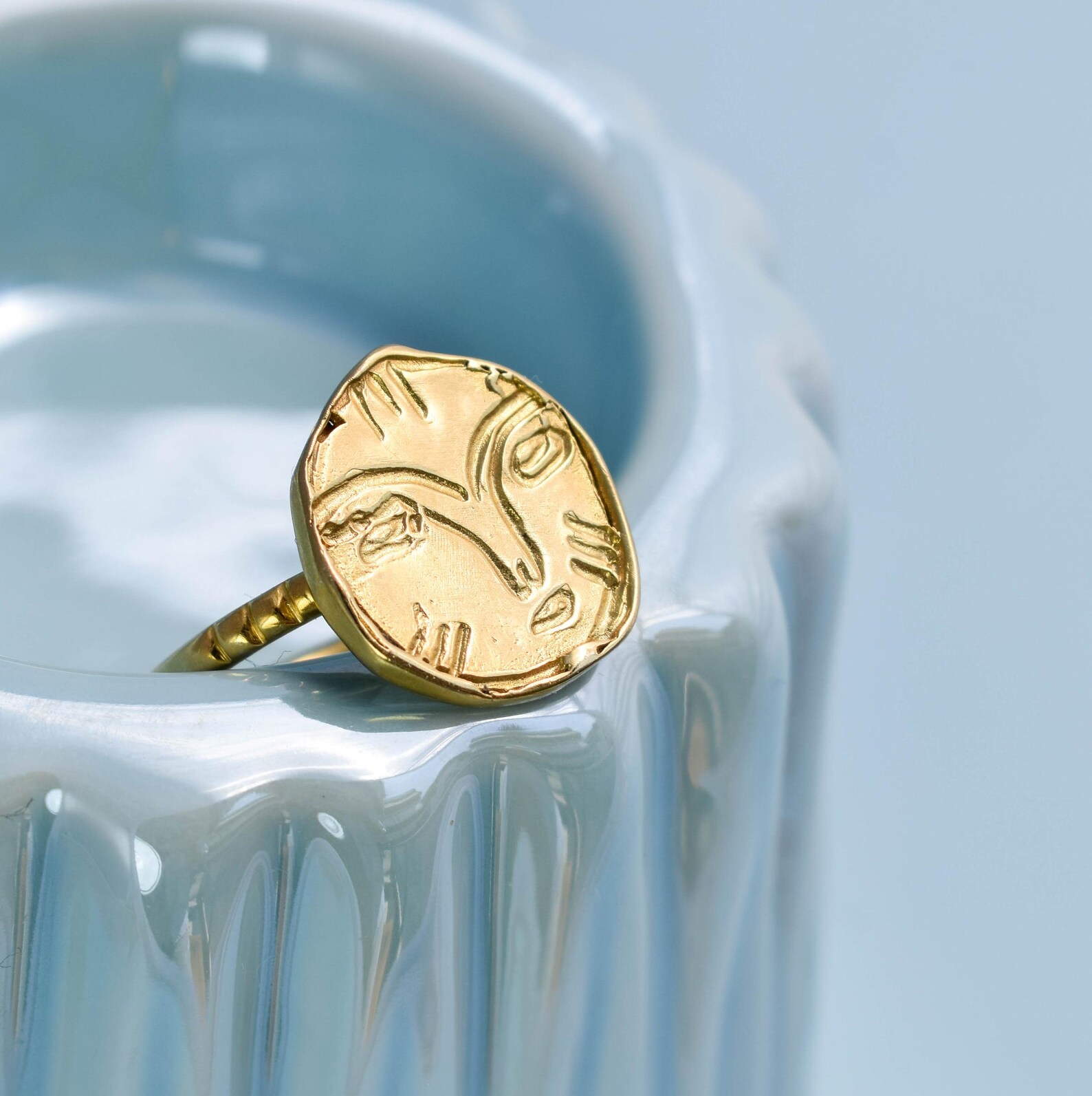 Gold Face Ring - Round Ring - Everyday Wear Ring - Etsy