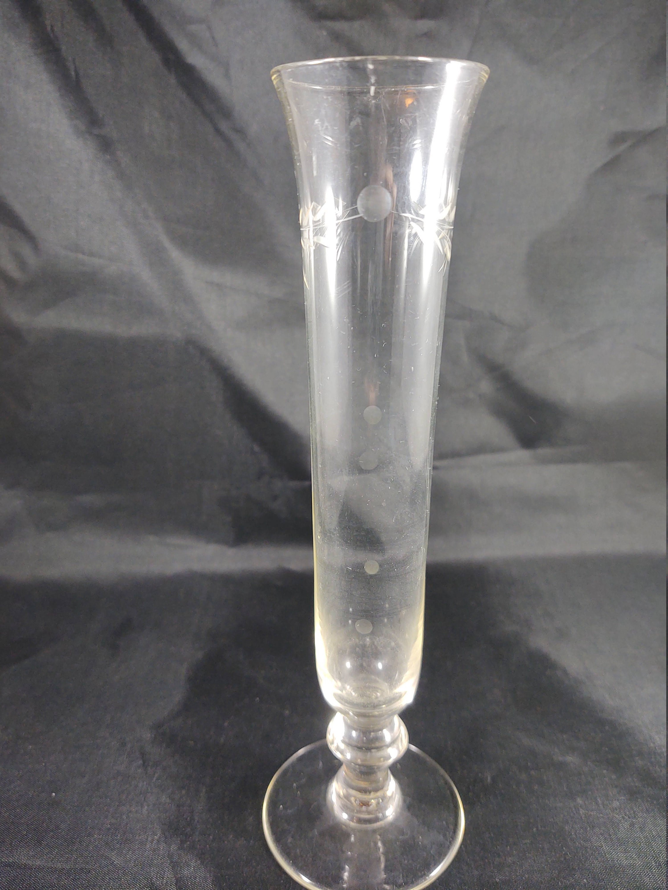Willow Moon 8'' Vases Pioneer Japan - Etsy