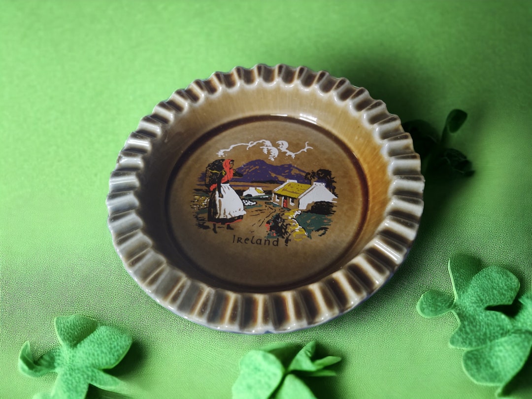 Vintage Wade Irish Porcelain Ashtray - Etsy