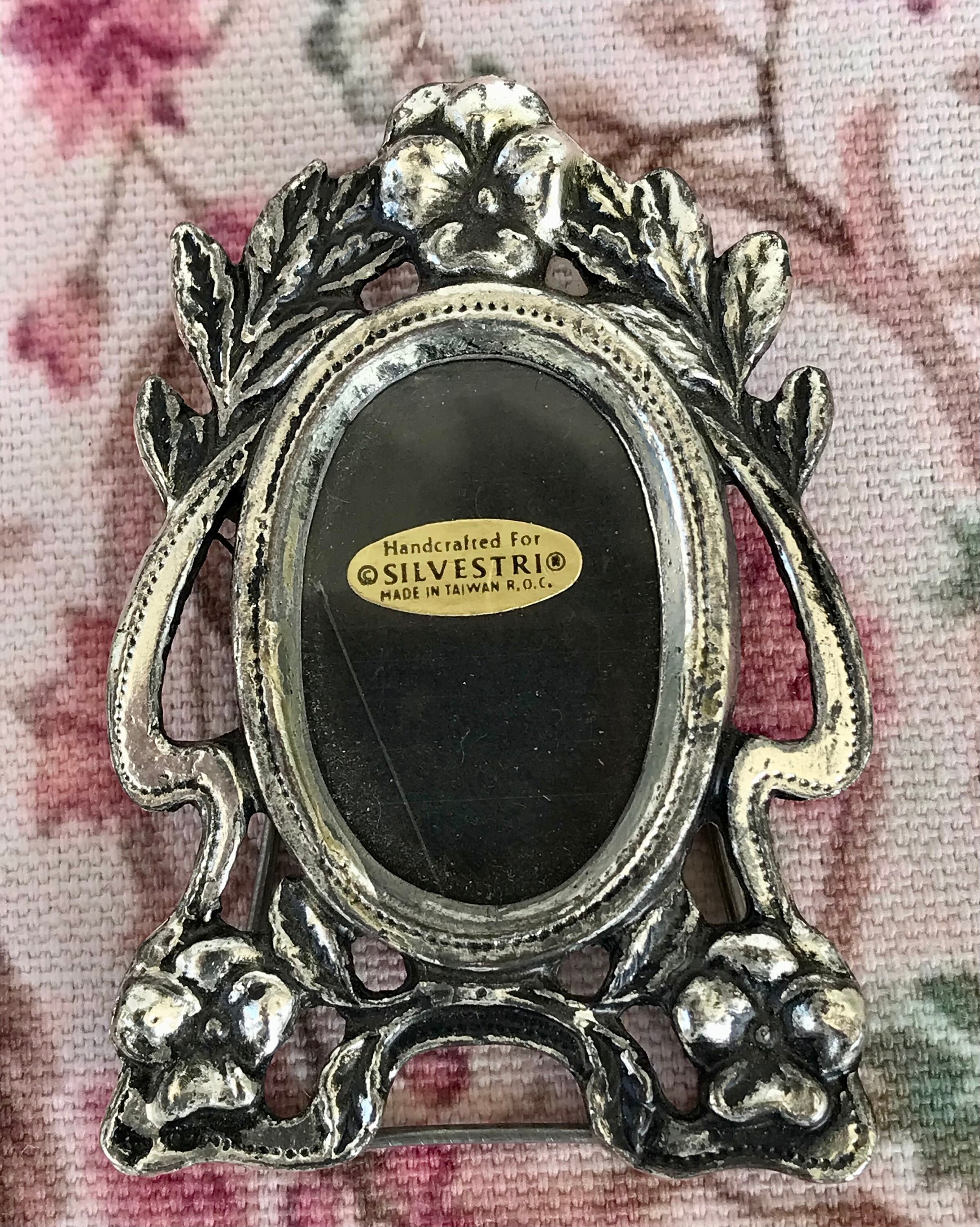 Miniature Metal Frames Set/2 Vintage Doll Size Frames - Etsy