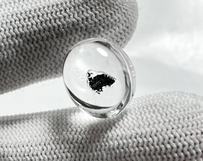 Moving Carbon Bubble&black Quicksand Floatingly Inside Unique Enhydro ...