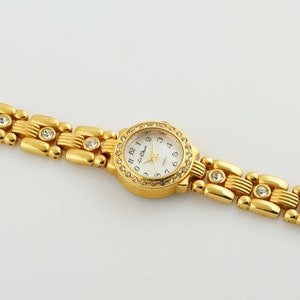 Vintage Le Chat Gold Tone Watch: Ladies Gemstone Wristwatch - Etsy