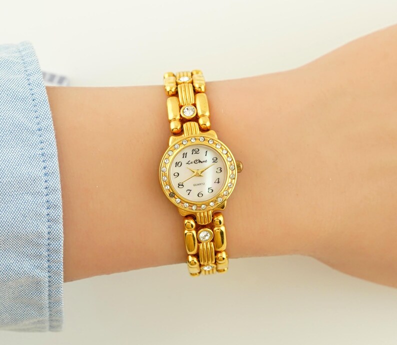 Vintage Le Chat Gold Tone Watch: Ladies Gemstone Wristwatch - Etsy