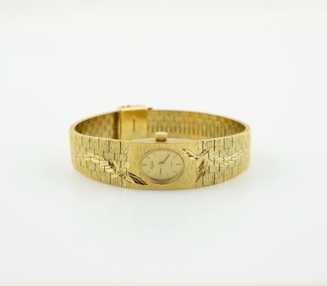 Vintage 1970s Everite Mechanical Watch, 17 Jewels Watch, Gift for Her ...