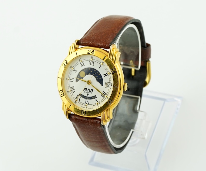 Vintage Avia Mens Moon Phase Watch, Gold Day-night Indicator Wristwatch ...