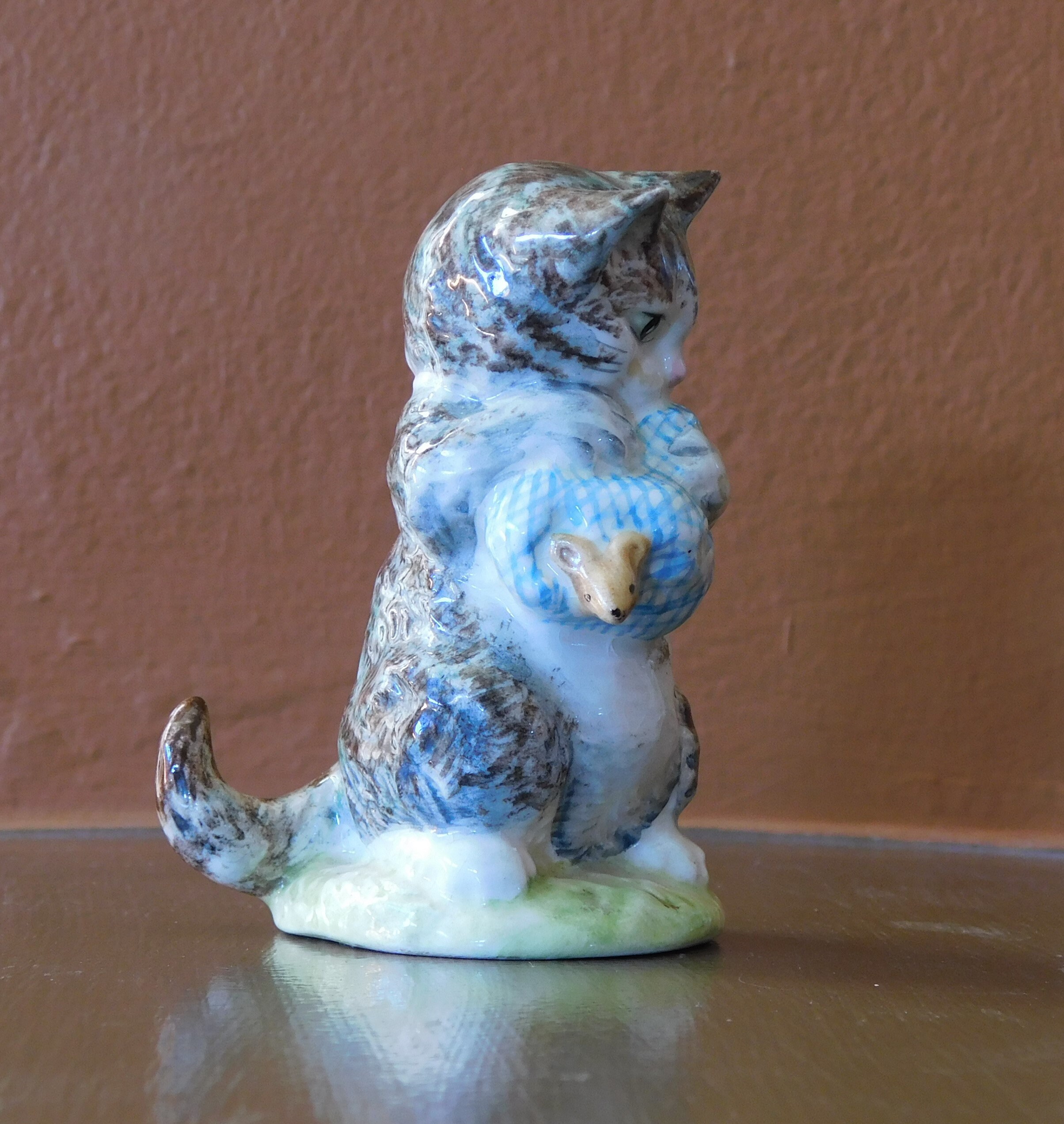 Miss Moppet (P1275) by Beswick Beatrix Potter by Royal Doulton, Gold ...