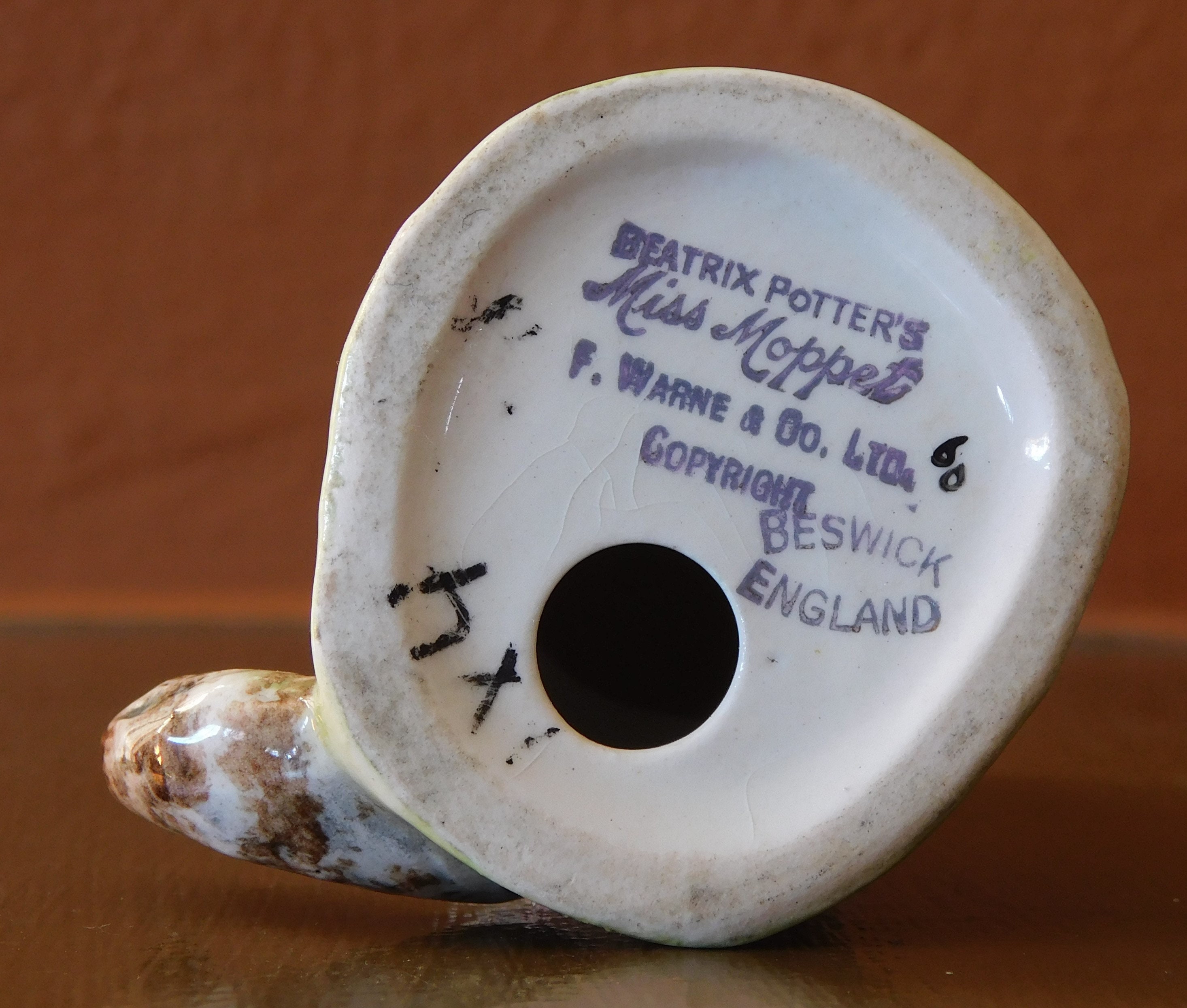 Miss Moppet (P1275) by Beswick Beatrix Potter by Royal Doulton, Gold ...