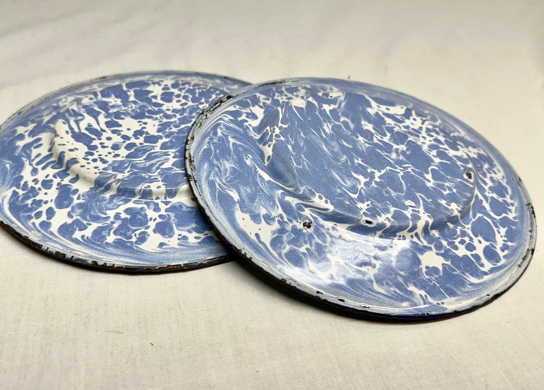 Vintage Blue/white Enamelware/graniteware Plates-set of Two - Etsy