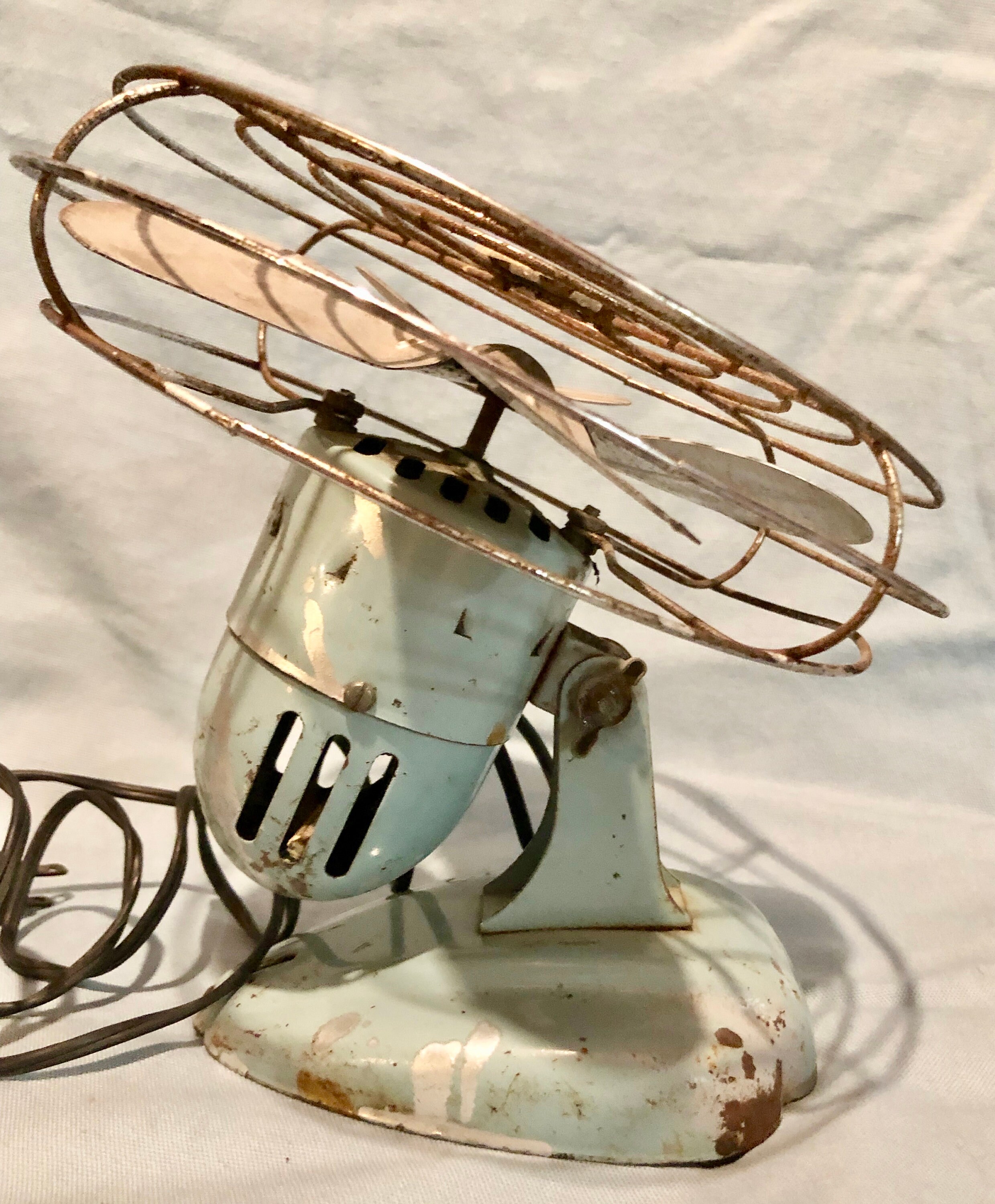 Midcentury Powder Blue Wizard Metal Desk/table Fan Model - Etsy