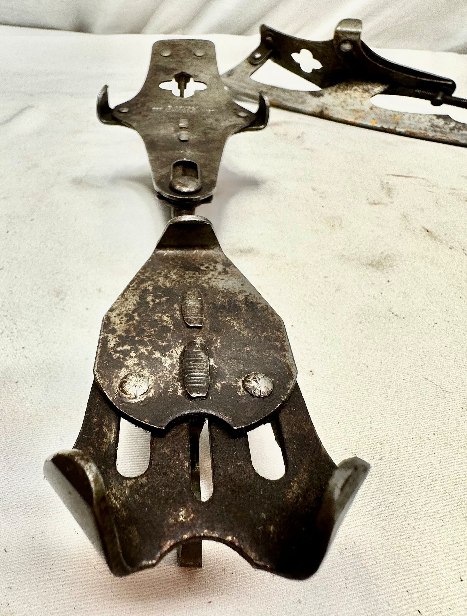Vintage Adjustable Metal Ice Skates, Barney & Barry,springfield,ma.pat ...