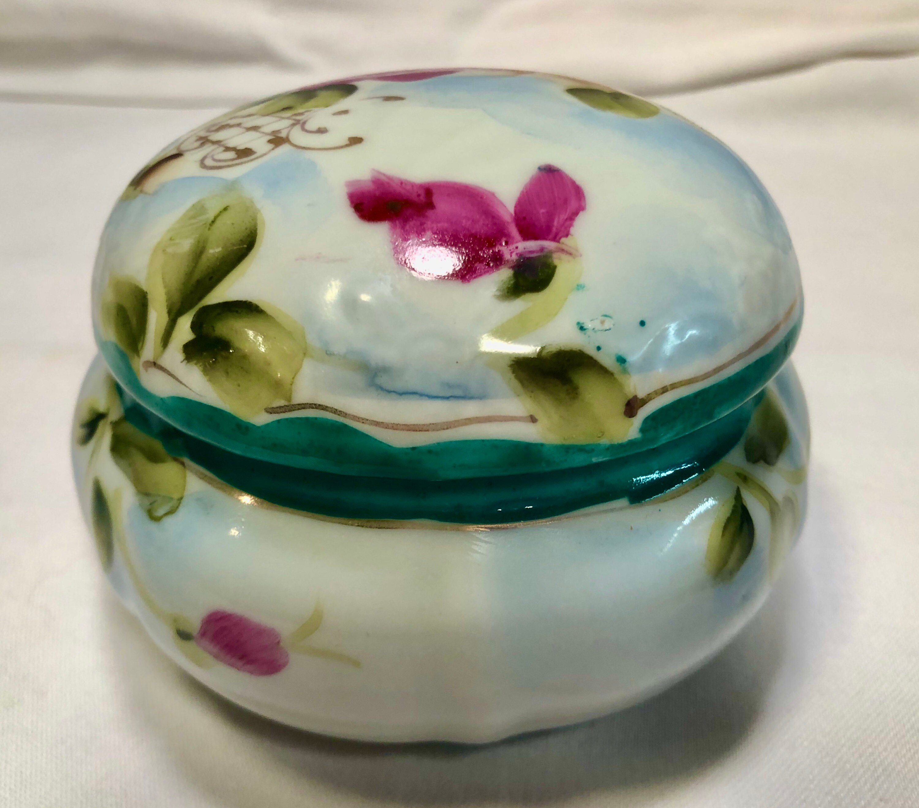 Vintage Porcelain Powder Box/Jewelry Dish with Hand Painted Roses- Japan