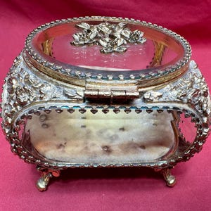 Vintage Clear Glass and Gold Scroll /floral Jewelry Dish/box - Etsy
