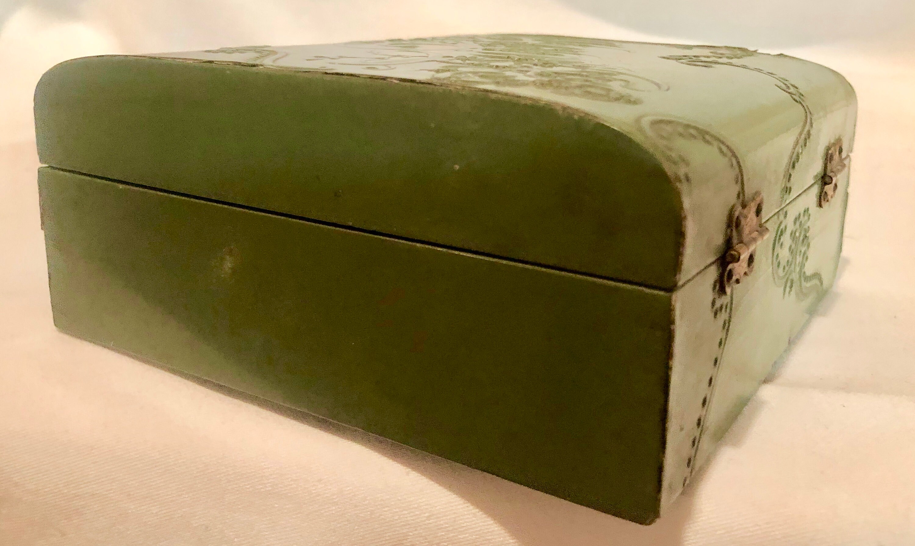 Antique Victorian Style Green Handkerchief Box