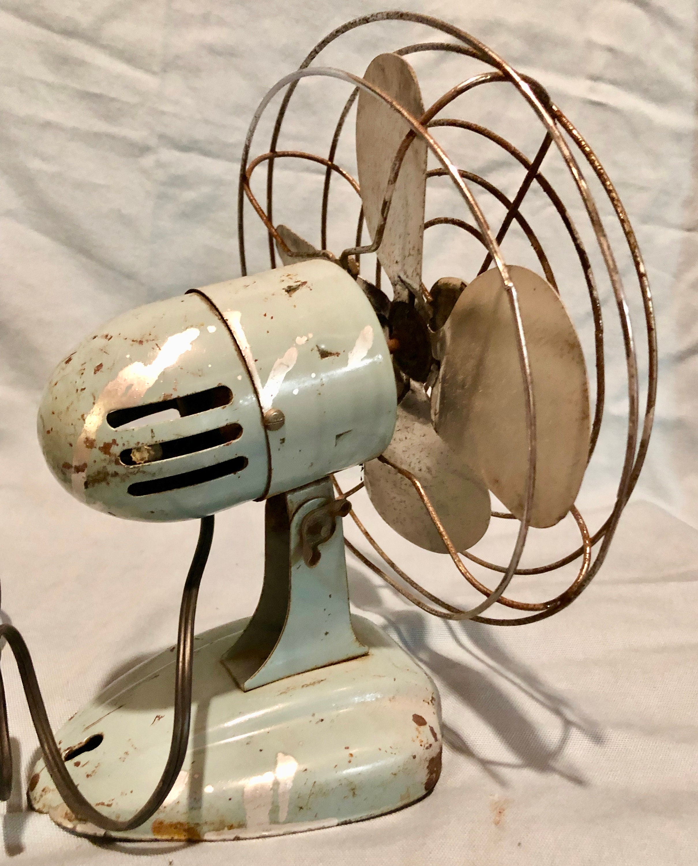 Midcentury Powder Blue Wizard Metal Desk/table Fan Model - Etsy