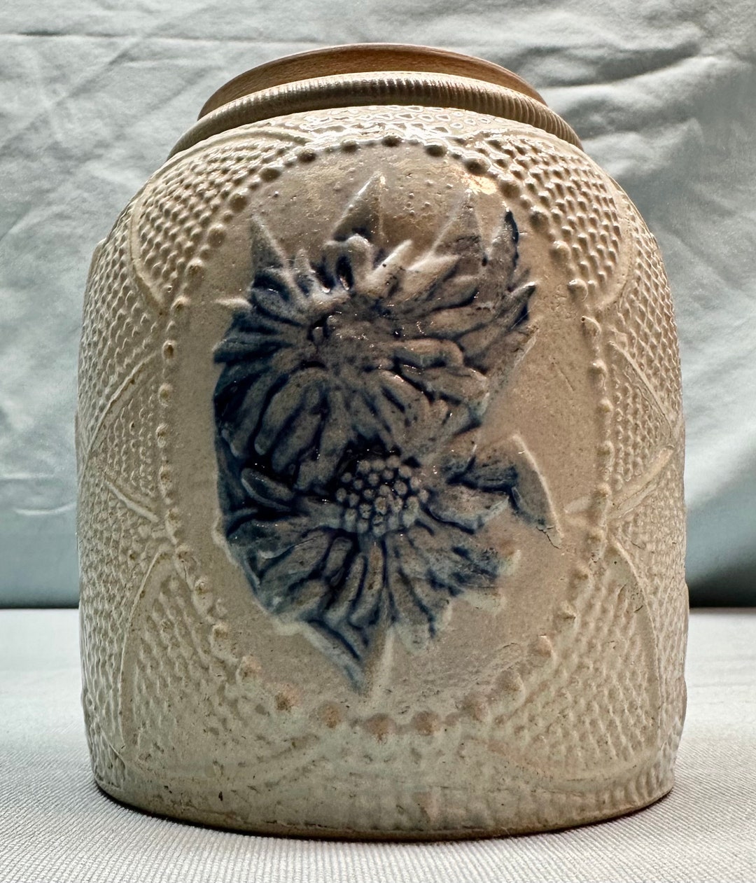 Antique 1 Quart Oyster Stoneware Crock With Embossed Pattern and Blue ...
