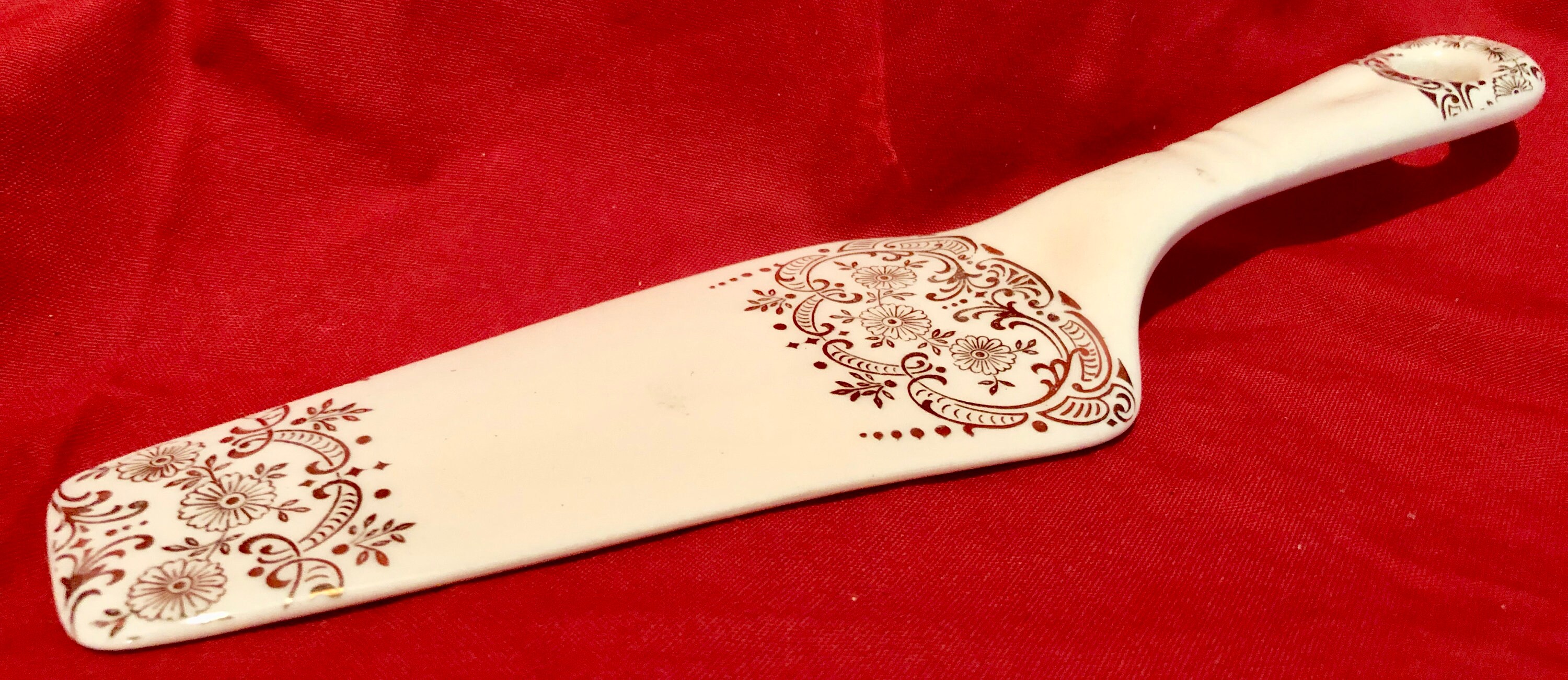 Vintage Glazed Cream Colored Ceramic Cake Server with Gold Filagree and ...