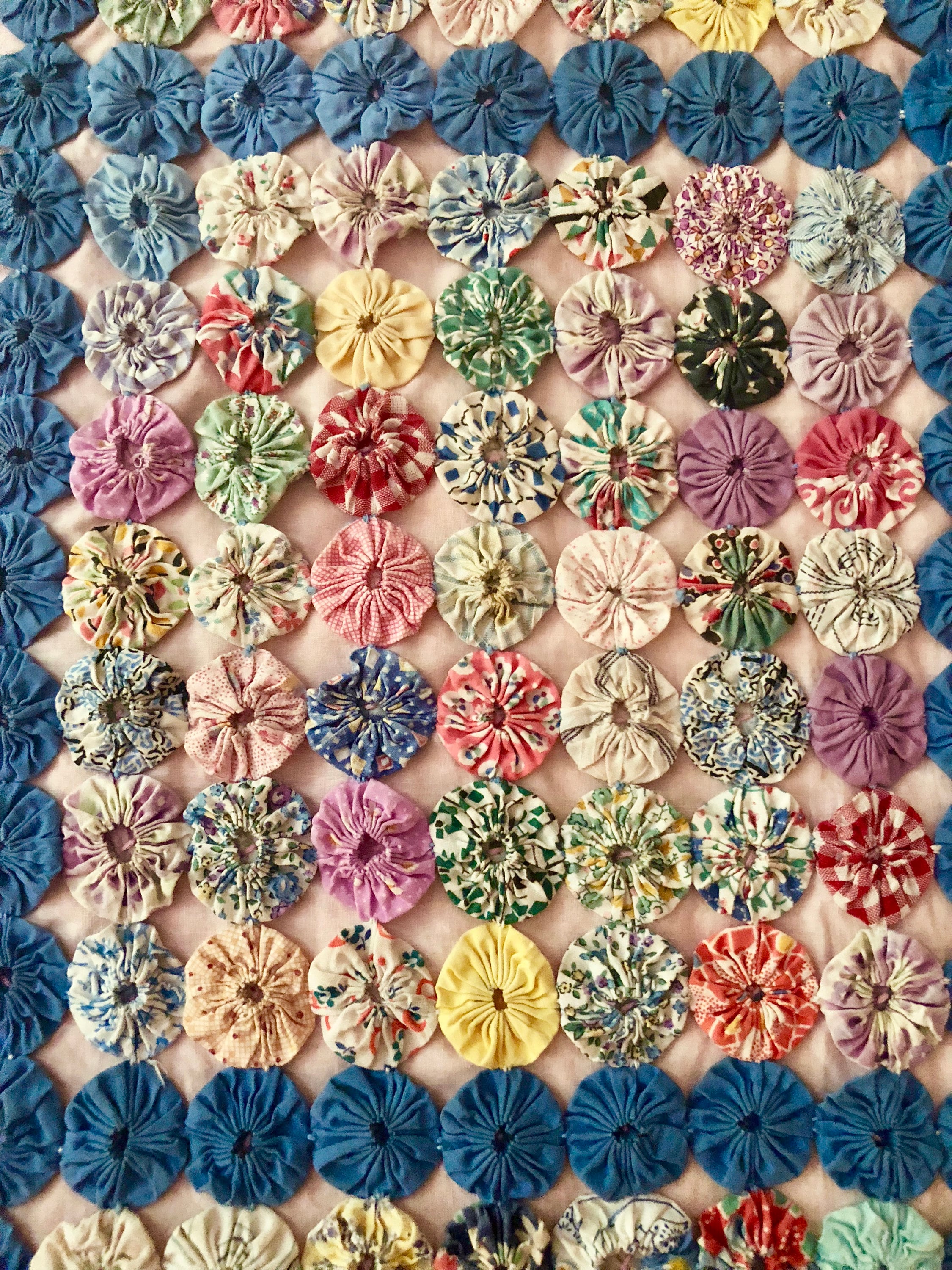 vintage-hand-made-yo-yo-quilt-circa-1920-1940-s
