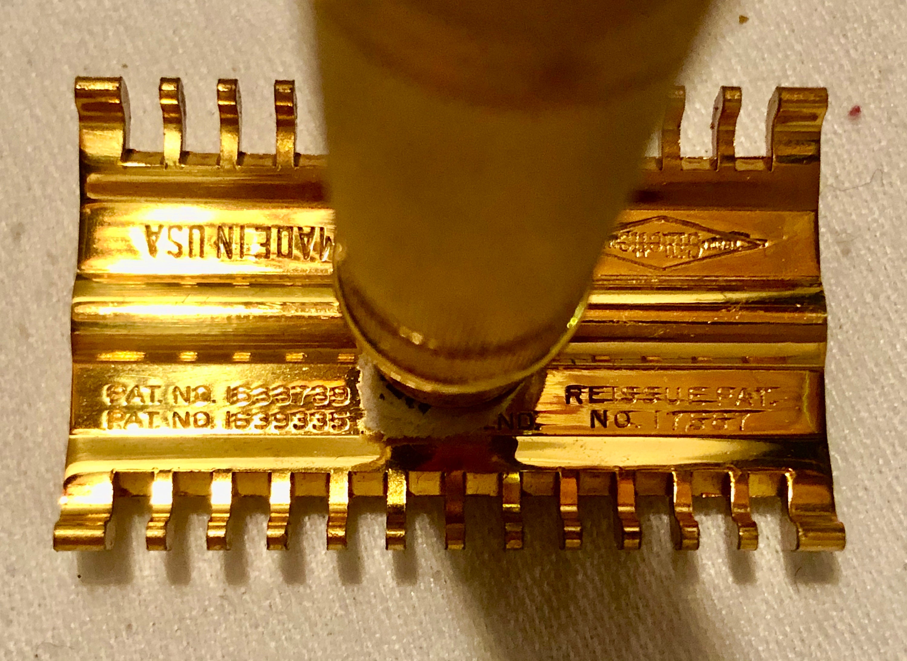 Vintage Gillette Travel Razor in Original Hard Case with Blades